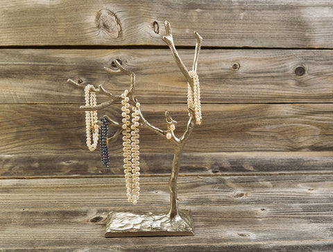 9 Creative Ways to Store Jewelry